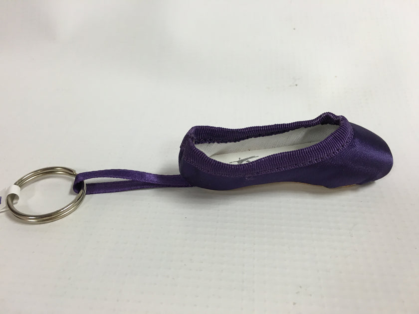 KC-40 Pointe Shoe Key Chain – Relevé Dancewear